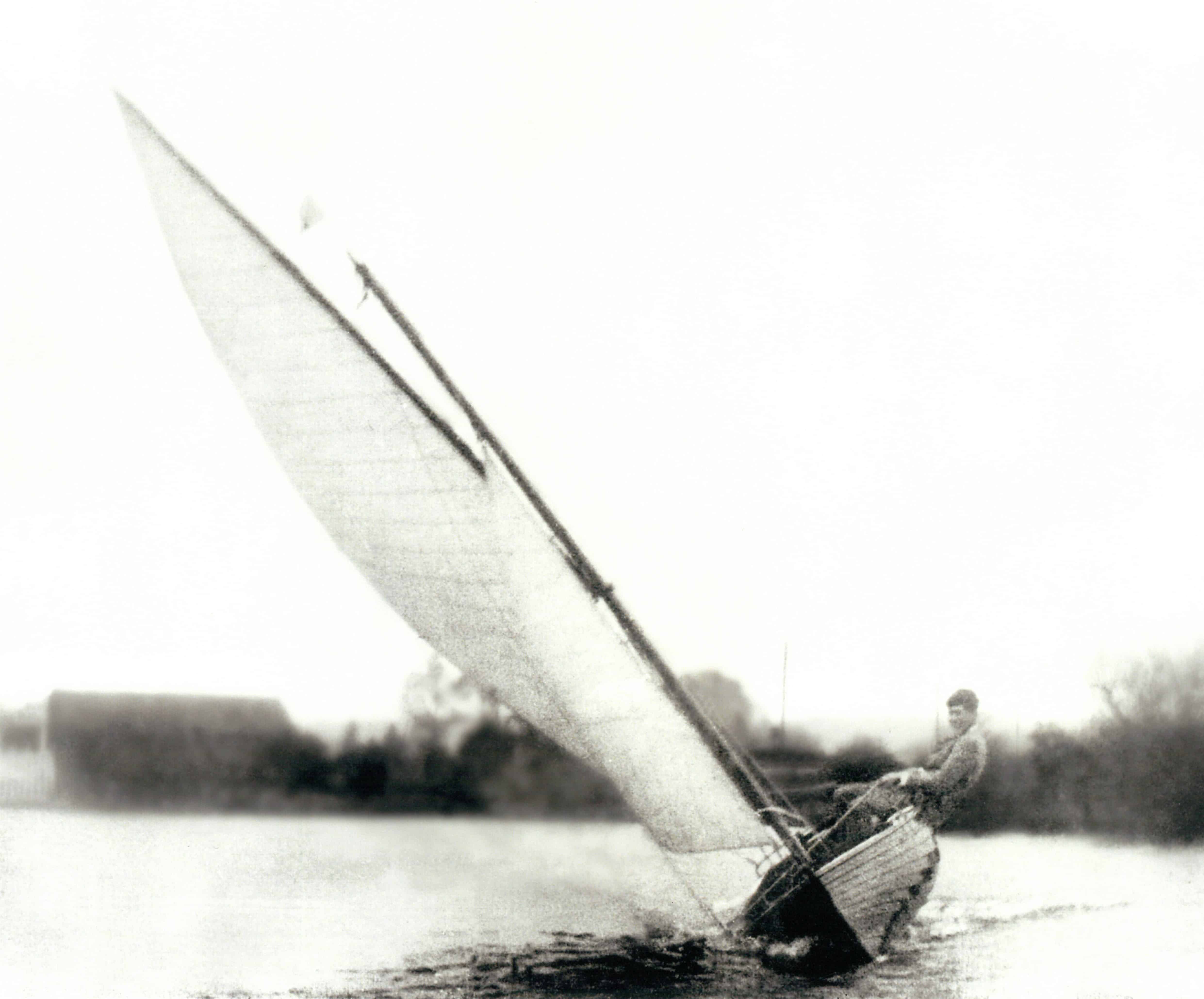 BAE0118 – Morgan Giles sailing dinghy “Nomad” | NMMC : National ...